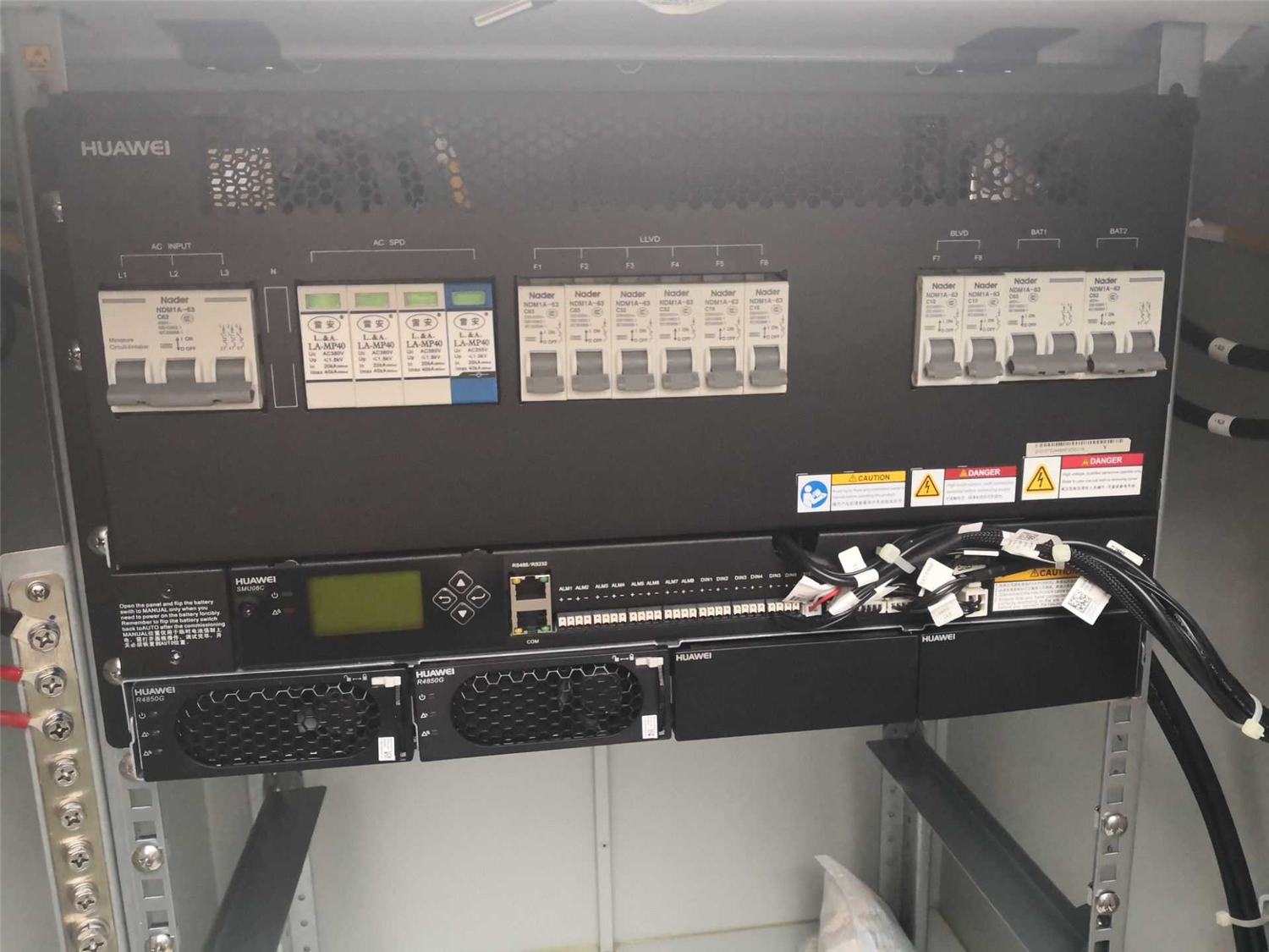 华为TP48200A户外基站电源柜,室外48v200A一体化电源参数-北京伟祥科技有限公司